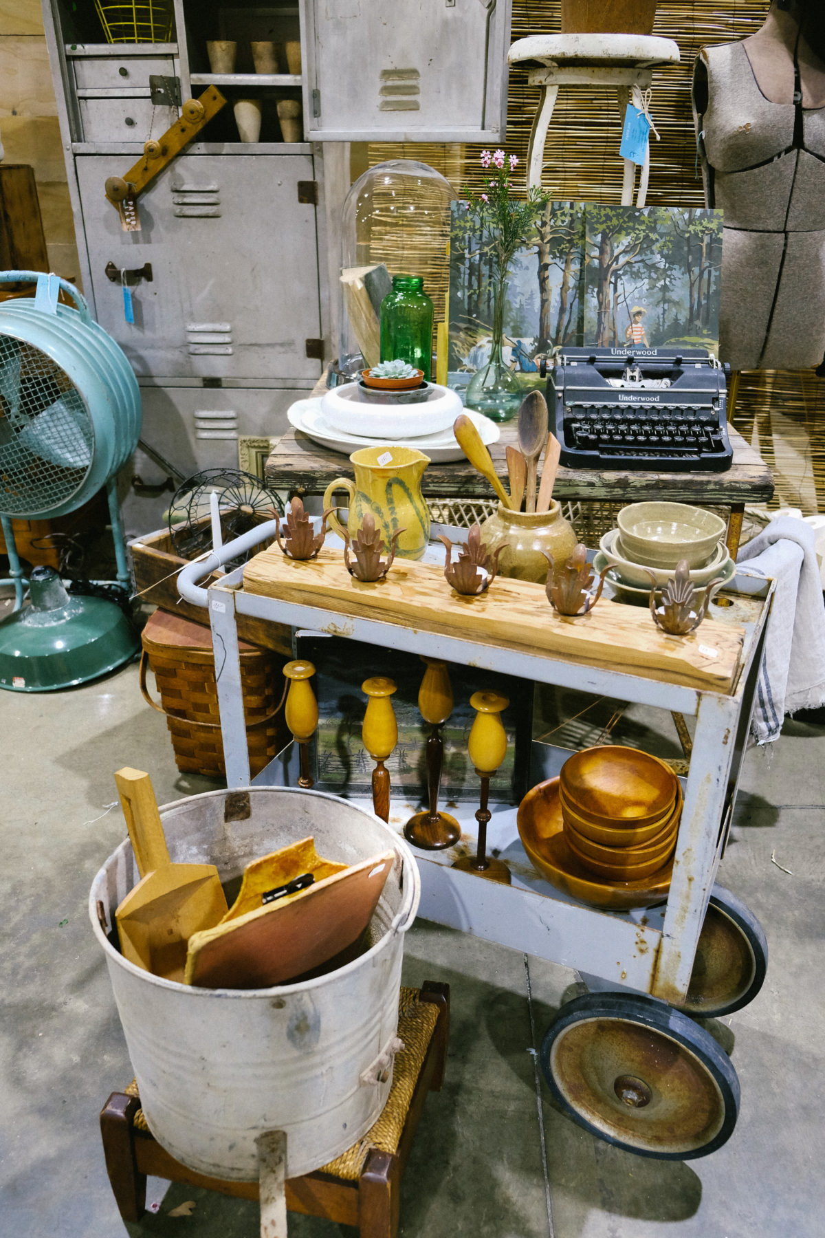 7 Tips For Vintage Shopping | Mommy Diary