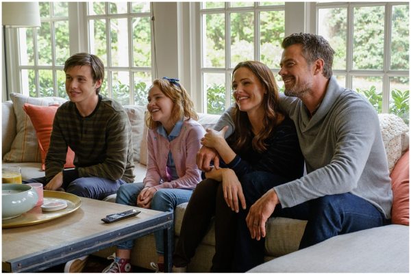 Identity, Friendship and Finding Love: Love Simon | Mommy Diary